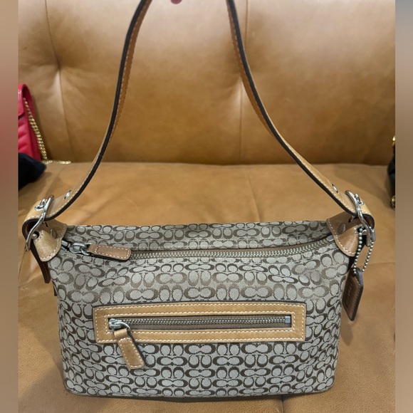 Coach | Bags | Vintage Coach Logo Tan And Brown Shoulder Bag W Hangtag ...